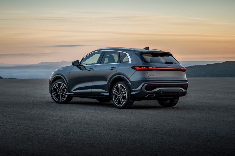 Audi Q5 2025 S tronic Price, Photos, Spec